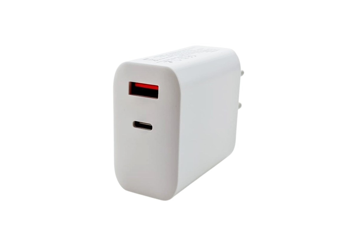 2-port 65W PD GaN USB-C charger