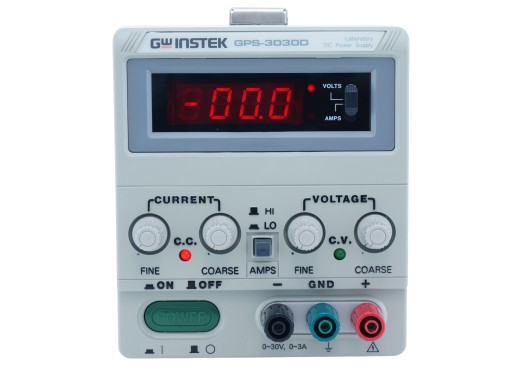 GW Instek GPS-3030D power supply